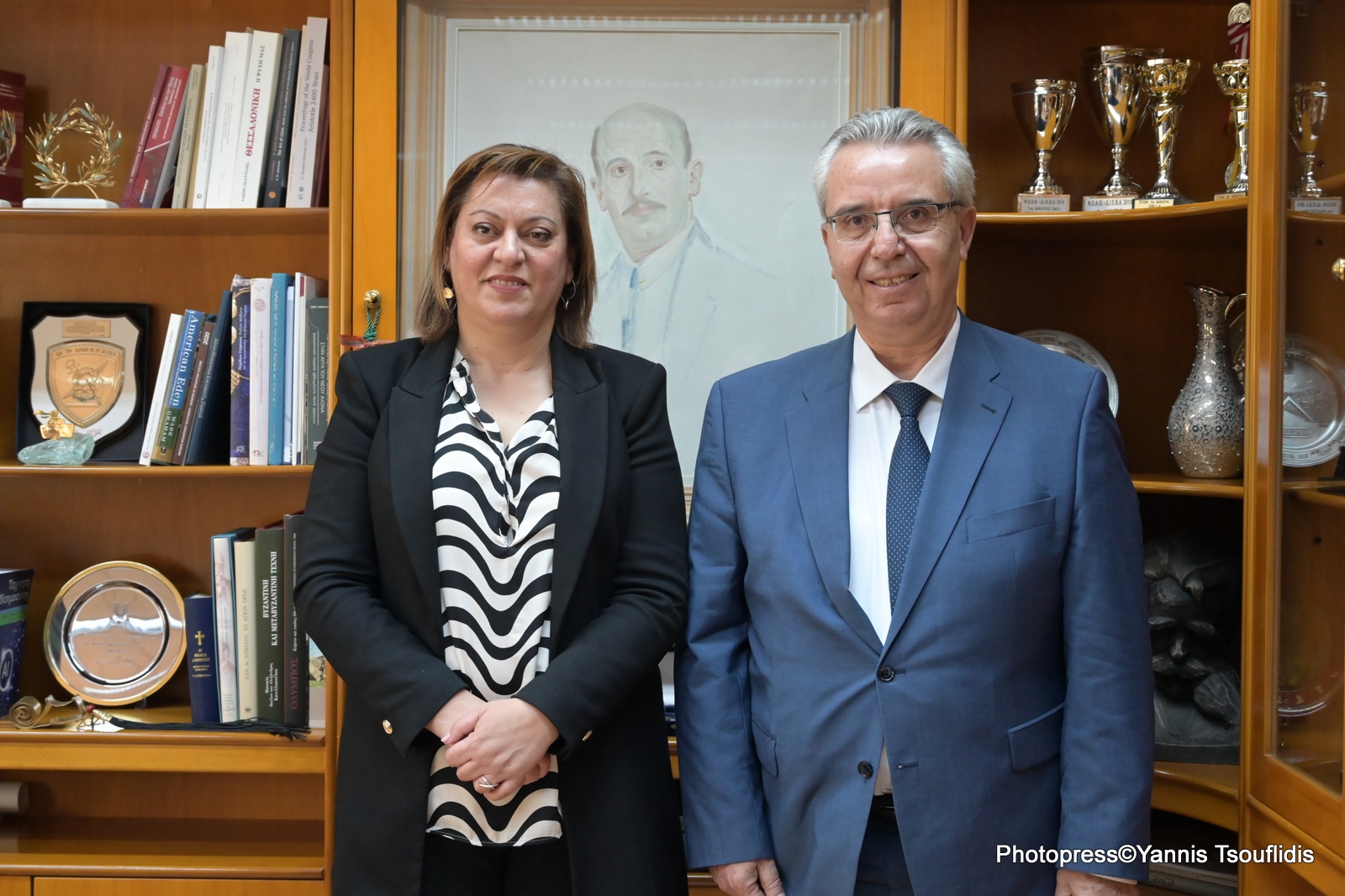 Συνάντηση του Πρύτανη του ΑΠΘ με την Υπουργό Παιδείας, Αθλητισμού και ...
